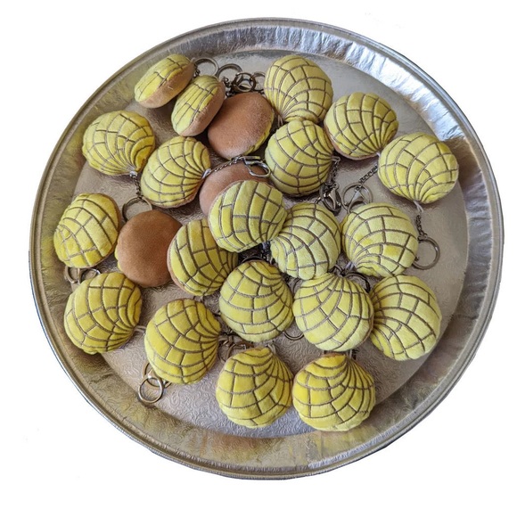 Cielito Lindo | Accessories | Mexican Pan Dulce Yellow Concha Keychain ...